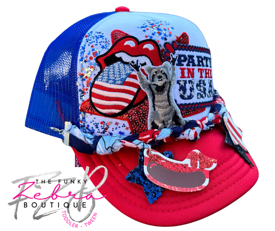 Patriotic 4th of July Party in the USA Raccoon Flag Tongue Red, White ...